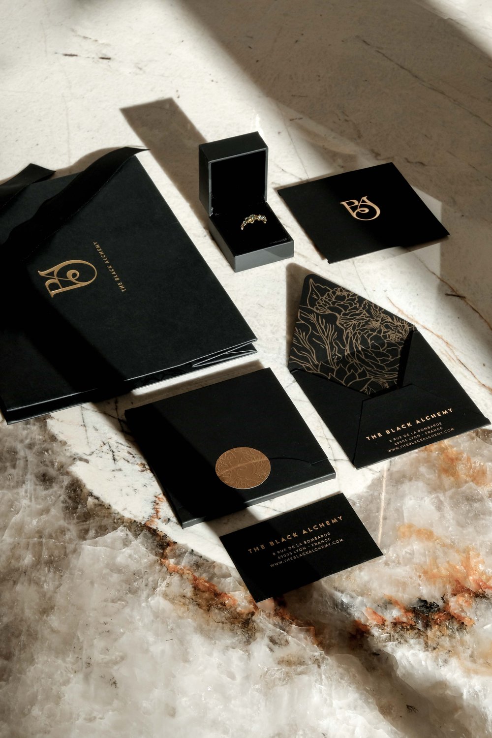 "SACRÉ-COEUR" SIGNET RING – The Black Alchemy